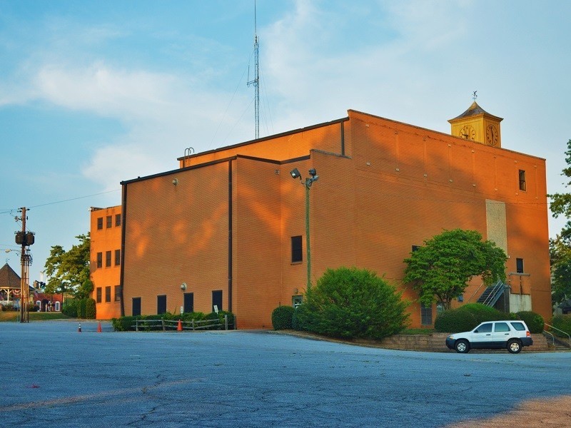 Habersham BOC moves ahead with plans to redevelop old courthouse site