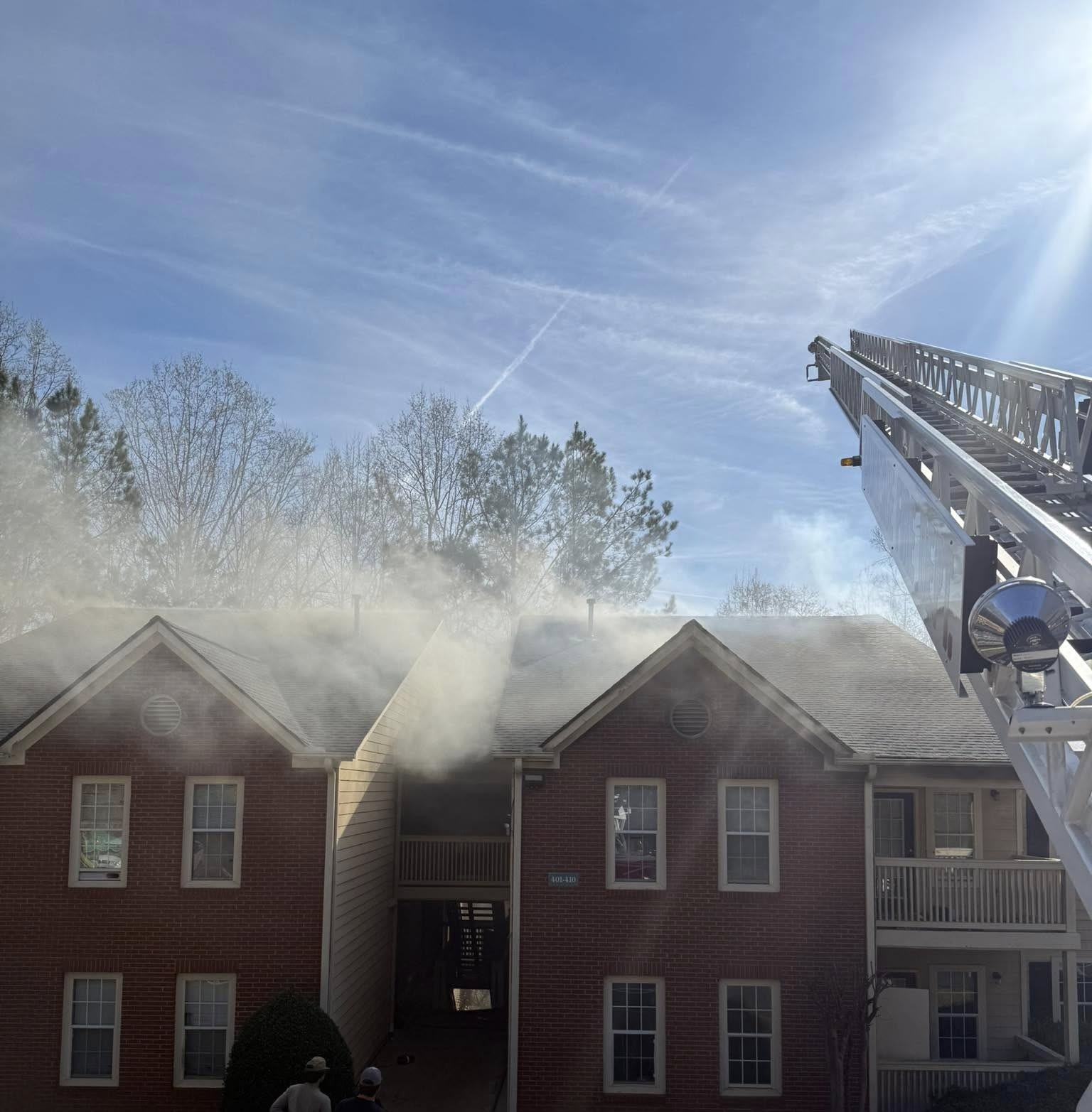 Commerce apartment complex fire leaves 20 homeless